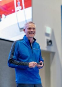 Robert Isom Height, Weight, Age, Education, Facts, Biography