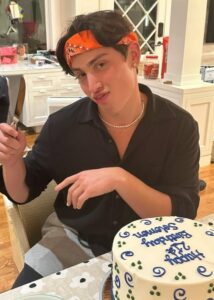 Solomon Berg Height, Weight, Age, Facts, Family