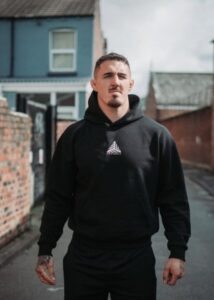 Tom Aspinall Height, Weight, Age, Wife, Biography