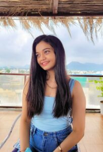 Swini Khara Height, Weight, Age, Husband, Family