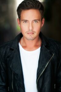 Jason Smith (Actor) Height, Weight, Age, Girlfriend, Family