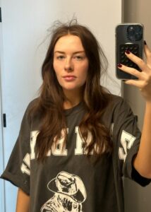 Brooke Schofield Height, Weight, Age, Boyfriend, Family