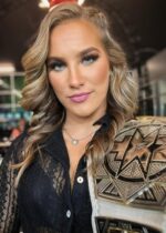Fallon Henley Height, Weight, Age, Boyfriend, Family
