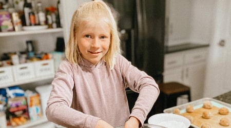 Kate Griffiths Height, Weight, Age, Facts, Siblings, Parents