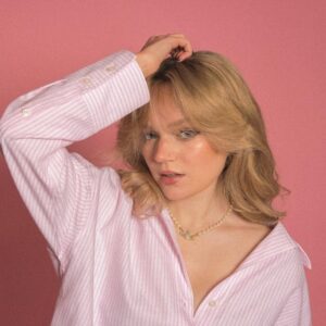 Sapphire (Singer) Height, Weight, Age, Facts, Family